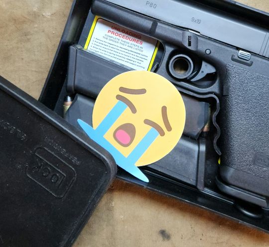 Sob Emoji Sticker – KommandoStore