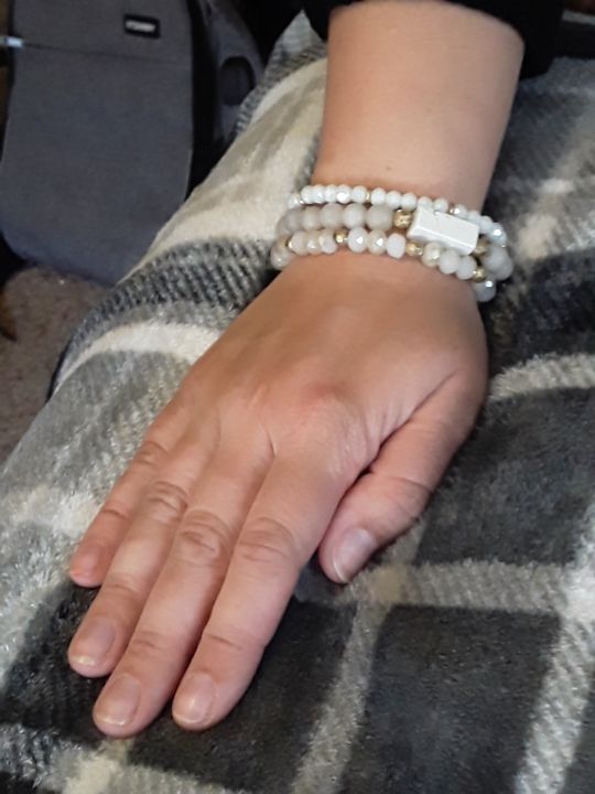 Marble Beaded Bracelet Set- Ivory & Gold – The Pulse Boutique