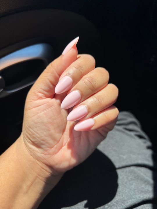 Multi Award-Winning Reusable Pop-On Manicures® in Delicate Pink Short ...